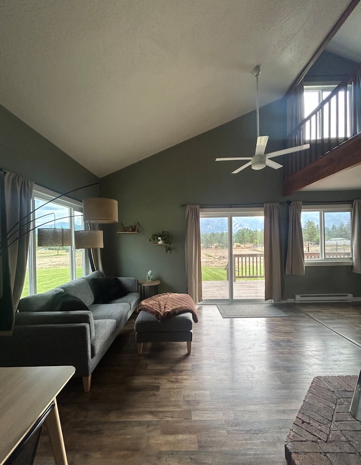 Cozy Montana Chalet - Montana