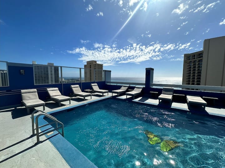 Memorial Day_25 % Off - Honolulu