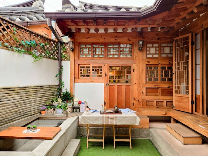 고궁과 미술관옆 감성 전통한옥숙소(경복궁과 현대미술관이 도보로 5분) - ソウル