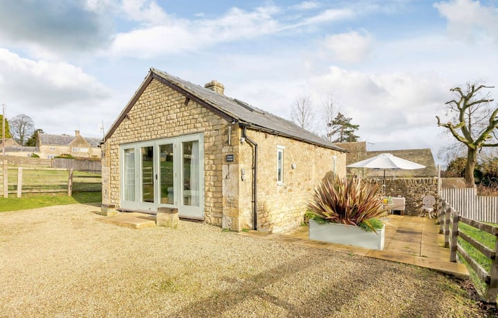 One Bedroom Cotswold Stone Cottage - Oxbow Cottage - Stow-on-the-Wold