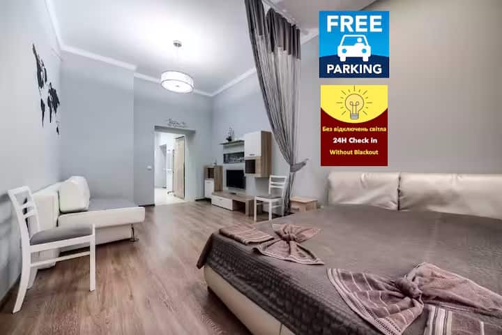 Bright White-gray Apartment - Lviv