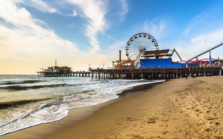 Bright/airy, Minutes Walk To Sm And Venice Beach - Clover Park - Santa Monica
