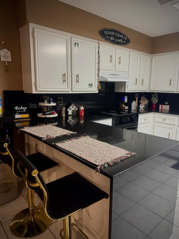 Cozy And Specious 3-bedroom Townhouse - McAllen, TX