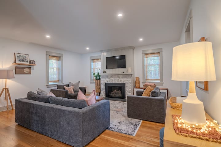 Steps From Bucknell > Renovated > 3-bed 2-bath - Lewisburg, PA