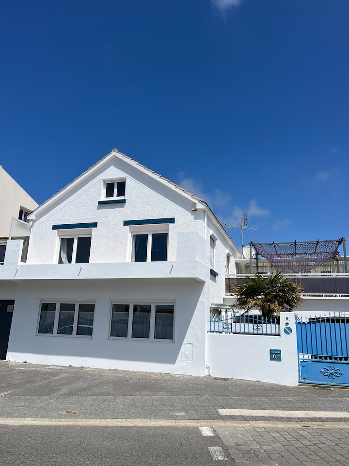 Grande Maison Plein Centre, 700m De La Plage - Notre-Dame-de-Monts