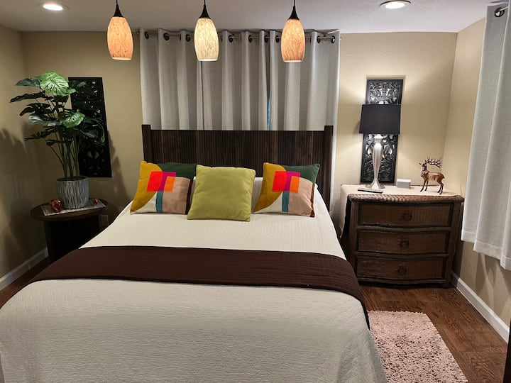 Romantic River Walk Retreat * Pearl * Free Parking - Alamo Heights, TX