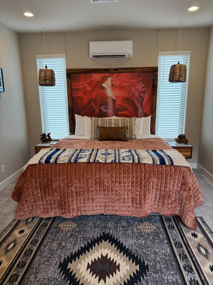 Navajo Nights
A Beautiful Themed Casita - Page, AZ