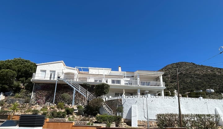 Magnifique Villa Avec Piscine Et Vue Panoramique - Cadaqués