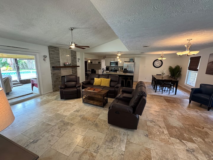 Pool/pet Friendly/executive/family Home - Savannah, GA