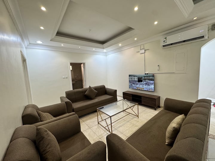 Spacious Family Flat Near Masjid Nabawi - Medina, Saudi Arabia