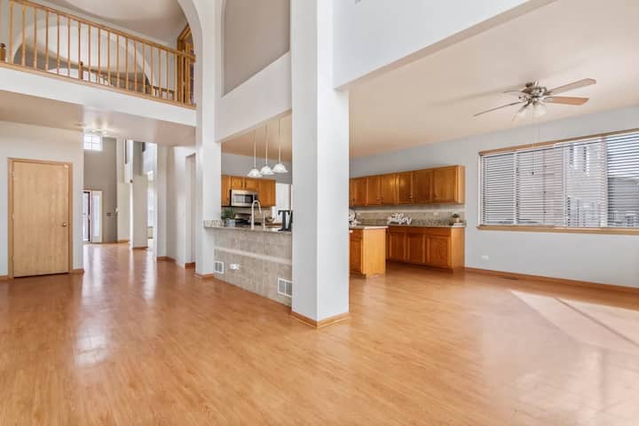 "Charming Studio - Algonquin, IL