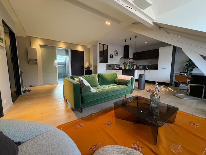 Cosy, Central, Quiet, 2-bedrooms, 3rd&last Floor - Annecy-le-Vieux