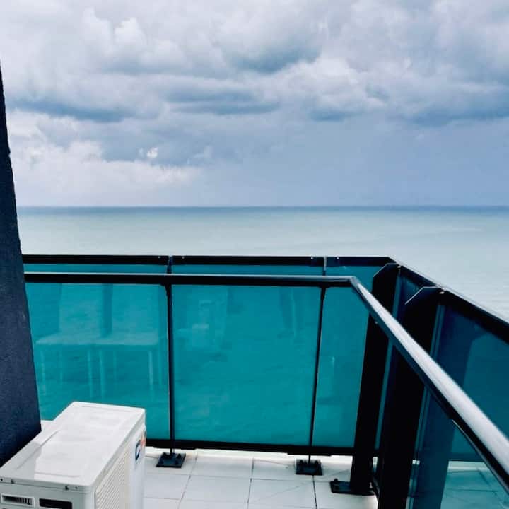 Panoramic Sea View, 30th Floor, Orbi Beach Tower - Batumi