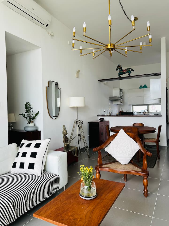 Classy 3 Bed-room Apt Nestled In Exotic Urban Area - Colombo