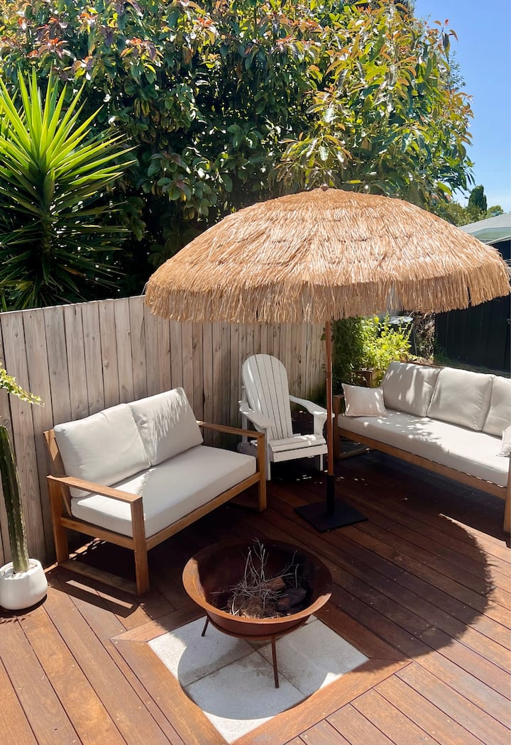 Gem Of A Coastal Oasis - Papamoa