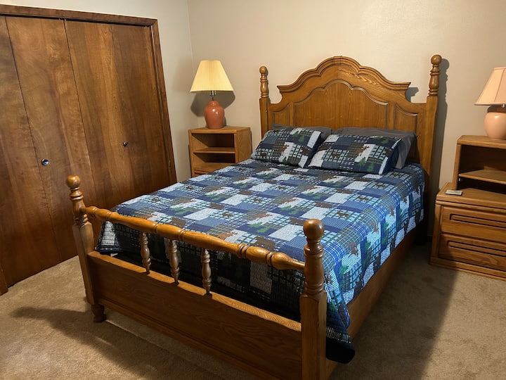 Charming 1 Bedroom Apt With Free Parking - Clearwater, MN