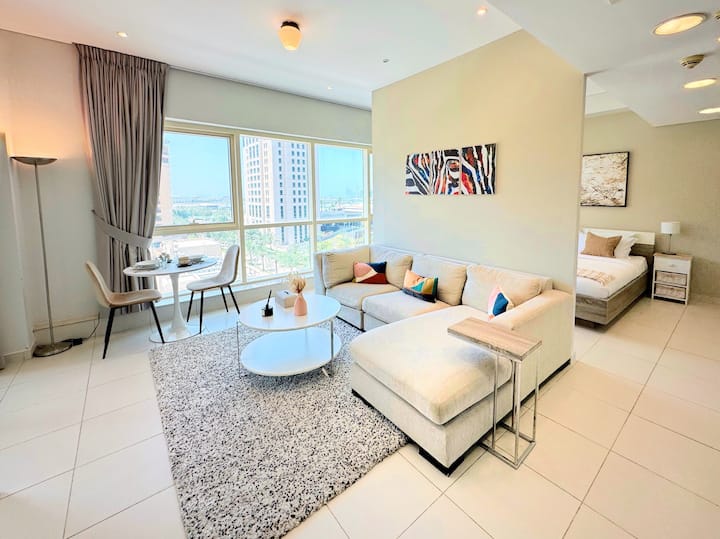 Serene Marina Retreat Few Mins Walk To Jbr Beach - Dubai Marina