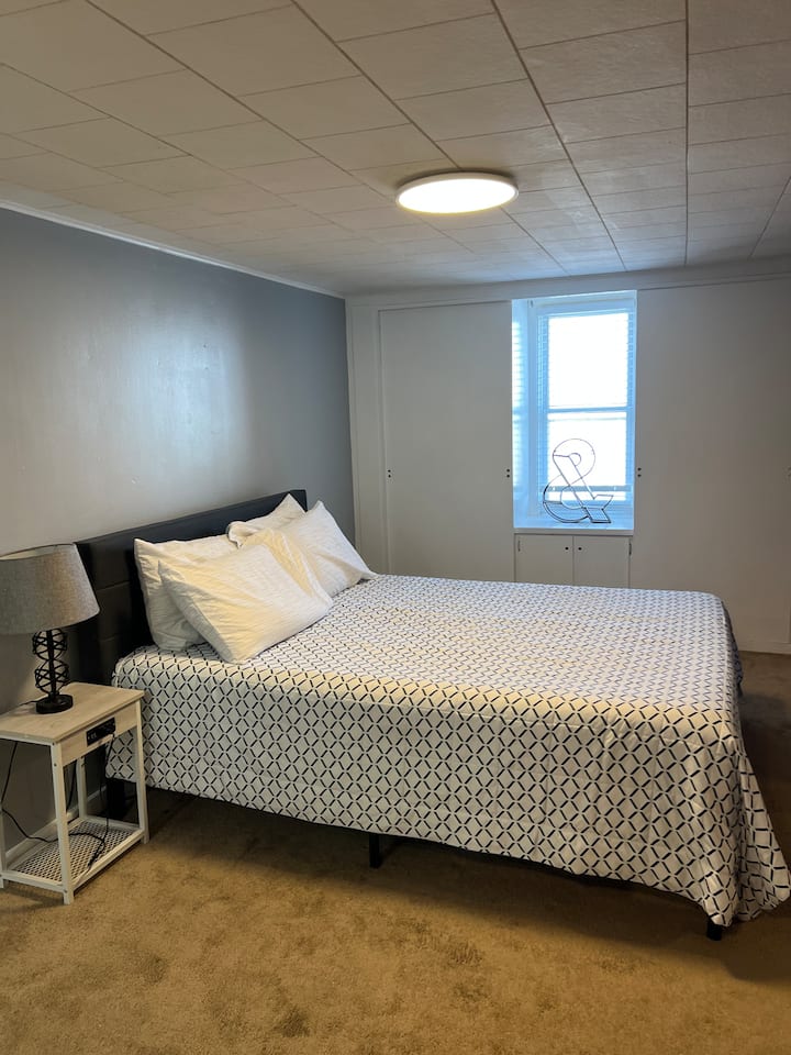 Adorable 1 Bedroom, Close To Historic Downtown. - Twin Falls, ID