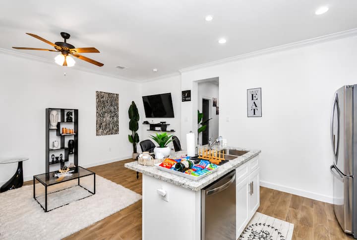 10m To Nrg W/bbq-outdoor Dining-patio+sound System - South Park - Houston