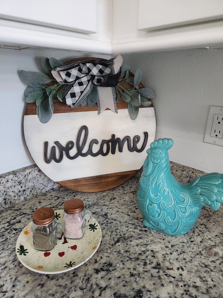 "Cozy Escape" Elegant Private Entrance Guest House - Port St. Lucie, FL