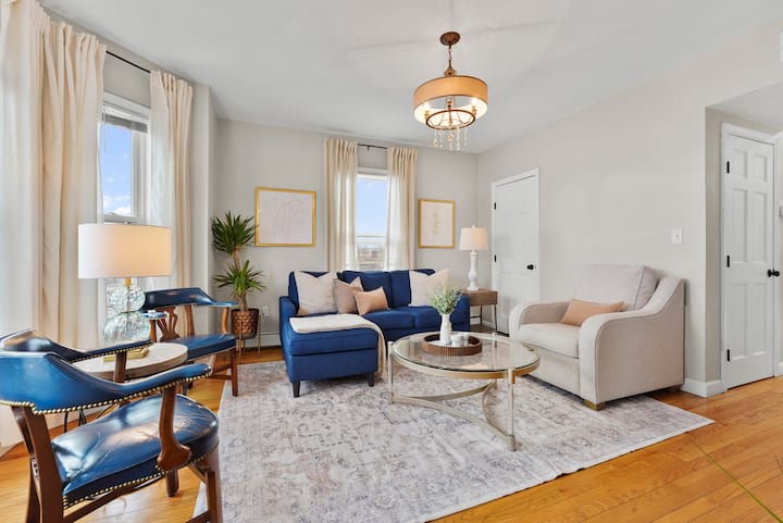 Large 8br 2 Units Steps To Train | Private Parking - Boston, MA