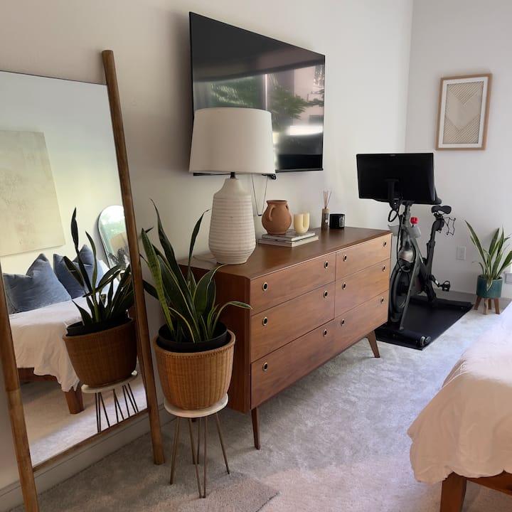 Modern Skylux 2 Bedroom 2 Bath 2 King Bed•irvine - Irvine, CA