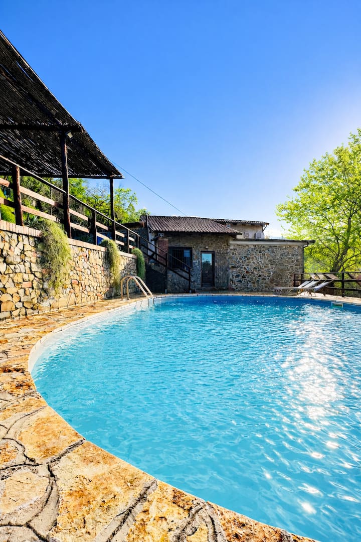 Private Villa-pool & Hottub - Paestum -12 People - Cilento
