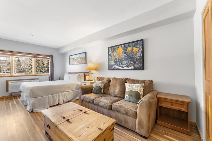 Cozy Condo Close To River Run & Mountain House - Colorado
