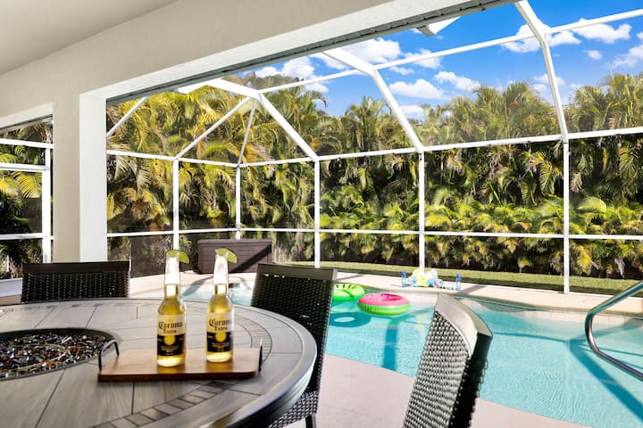 Private And Heated Pool At Twin Palms Villa - Cape Coral, FL