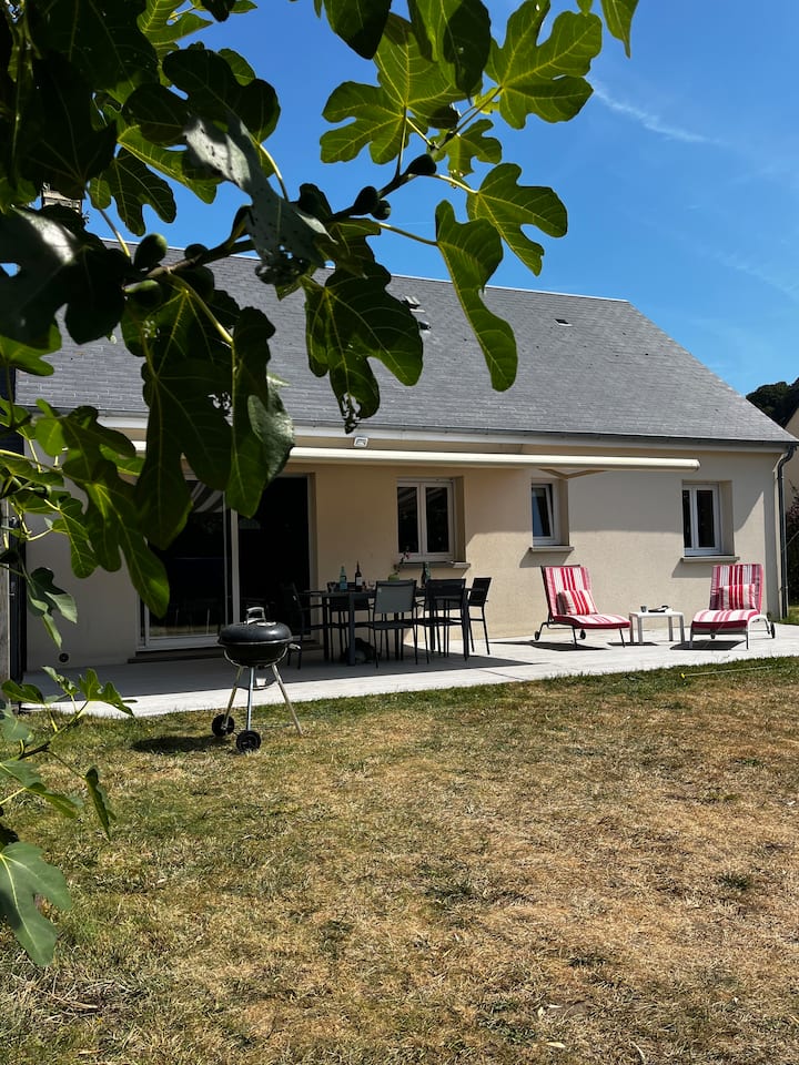 Maison Familiale Au Calme à La Mer - Jullouville