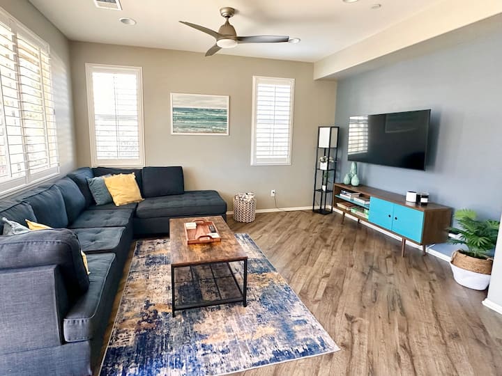 Your Home For A Smooth Relocation | 30+ Days - Murrieta, CA