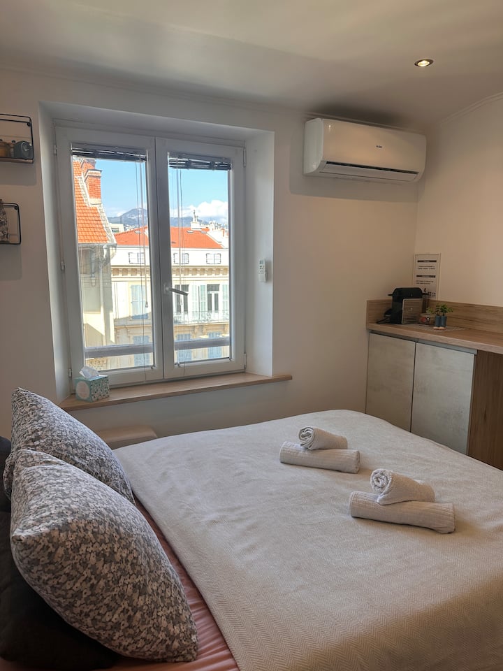 Studio Cosy – Place Massena – Plage à Pied - Nice