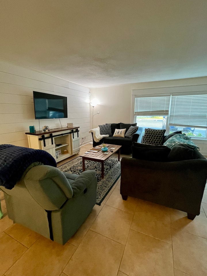 The Light House: A Calming Place To Rest & Restore - Florida