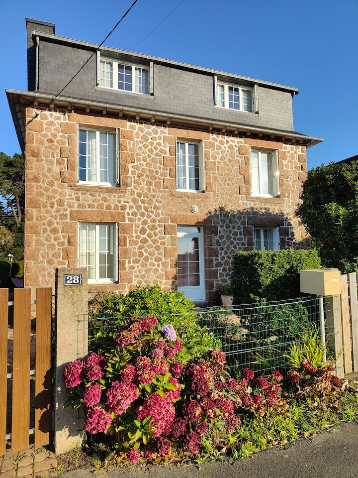 Belle Maison Familiale Avec Jardin à Ploumanac'h - Perros-Guirec