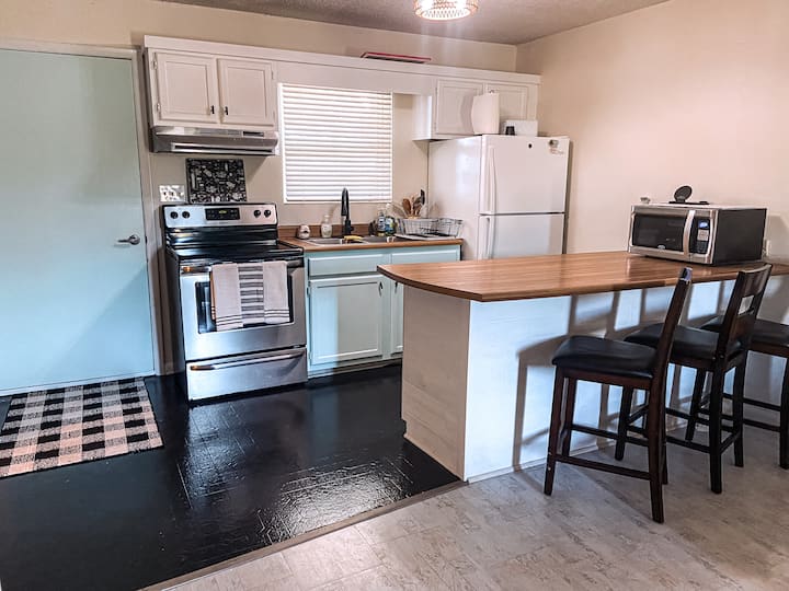 Newly Updated 1 Bedroom Condo Steps From Beach - Atlantic Beach, NC