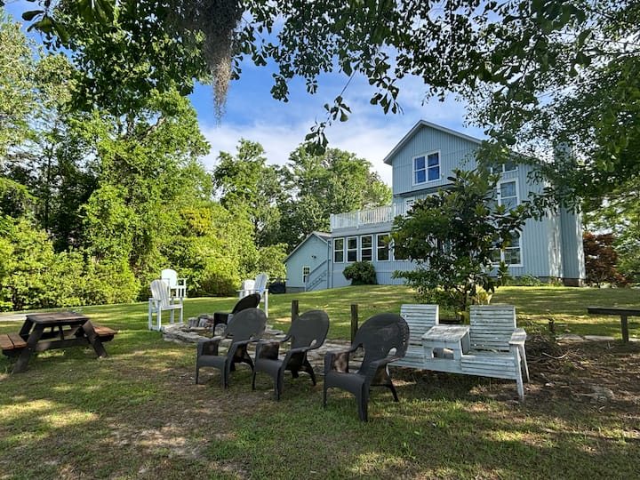 River Front Retreat With Dock - New Bern, NC