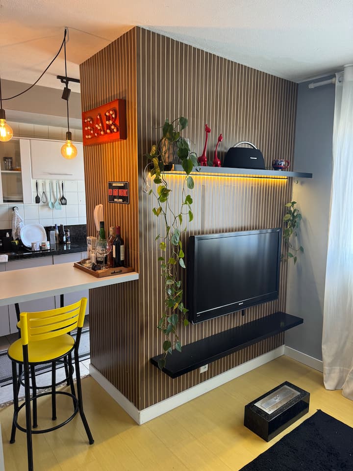 Ap. Completinho Em Cond Fechado C/ Segurança 24hrs - Porto Alegre