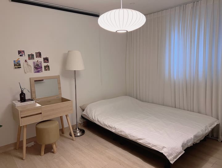 Hongdae Stn 5min | 연남동 근처 아늑한 단독 2룸 (2br) - Seoul