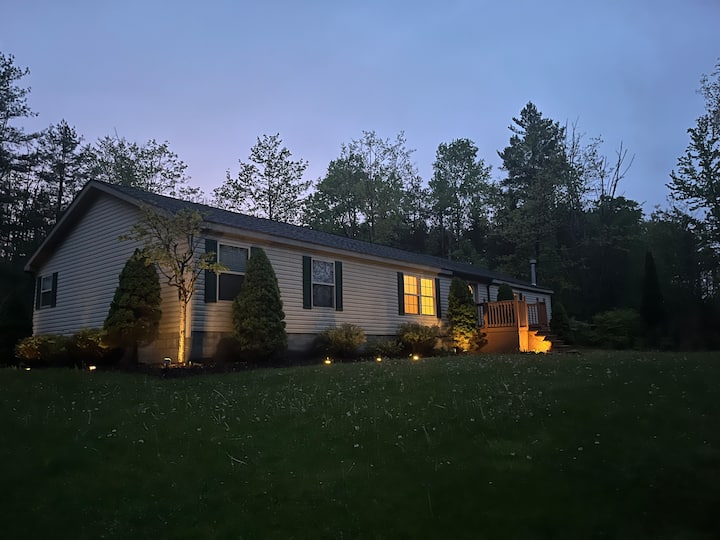 Serene Wine Trail Escape | Mins To Town & Lake - Hammondsport, NY