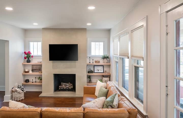 Modern Home In Royal Oak | 15 Min To Downtown Det - Royal Oak, MI