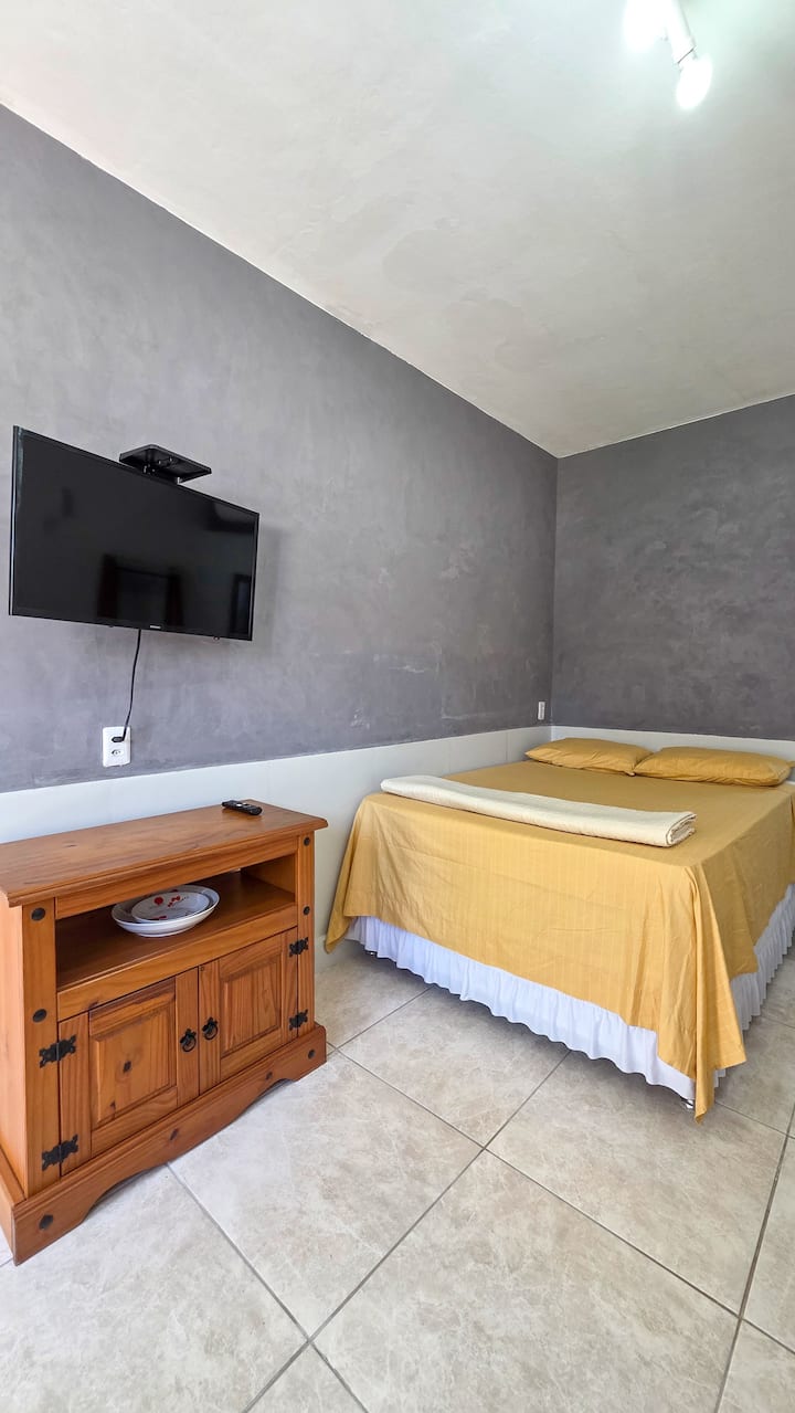 Studio 02 Na Lagoa Com Ar + Wi-fi + Estacionamento - Florianópolis