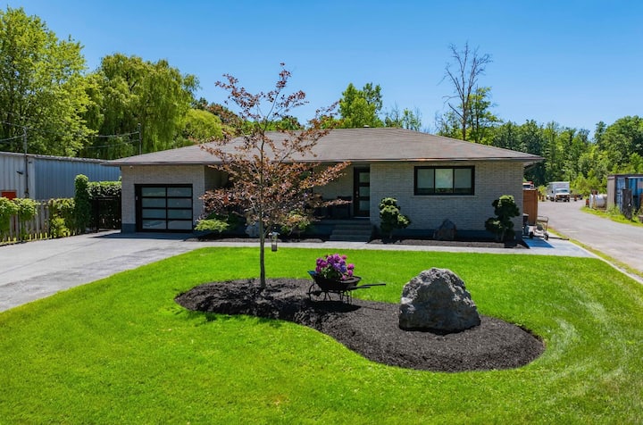 R1 Newly Renovated House Close To Falls! Canada - Niagara Falls