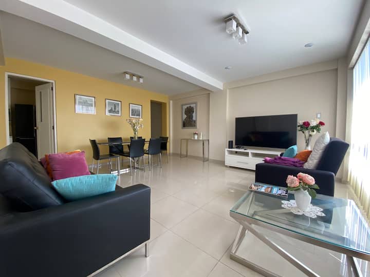 Moderno Departamento En El Cercado Con Cochera - Tacna