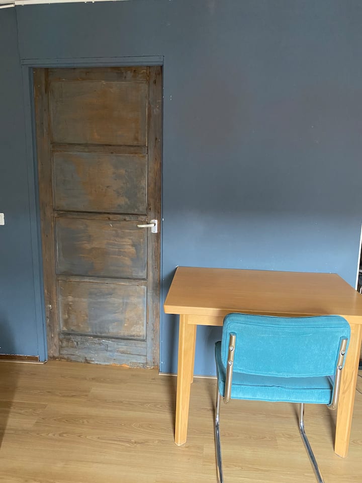 Attic Room For Two In Oosterpoort - Groningen