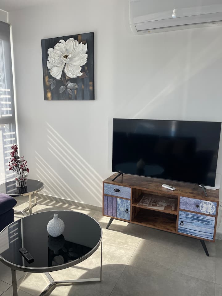 Lovely & Open View 2 Bedroom Apartment For Rent - Larnaca