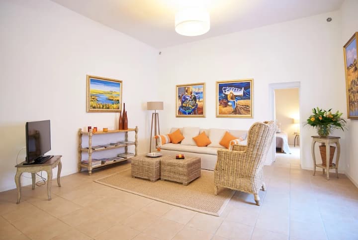 Gîte "Soleil" Dans Vignoble
Dégustation & Détente - Sète