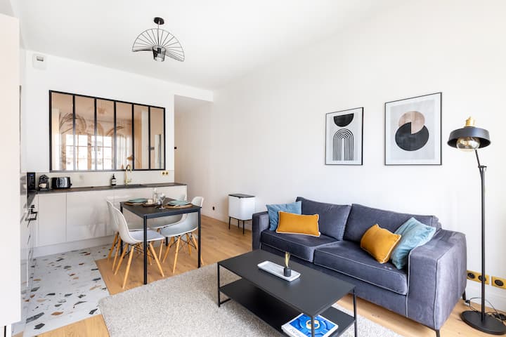 Le Cygne Des Champs-elysees - Paisible 2 Pièces - Paris 7e Arrondissement