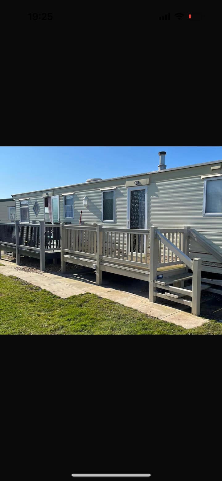 The Grange 6 Berth Caravan E7. - Anderby Creek