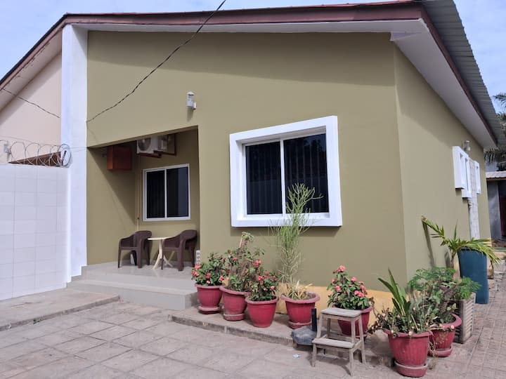 House Of Eliott - 2 Bedroom House In Brufut - The Gambia