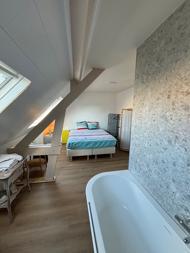 Sea Of Silence, With Bath, Near Beach & Bruges - Gistel